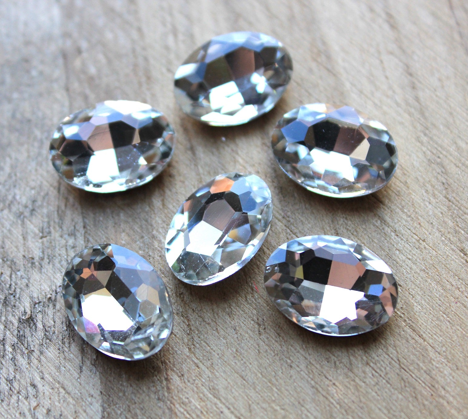 The Bead Store 18x13mm Crystal Glass Oval Rivoli Fancy Stone